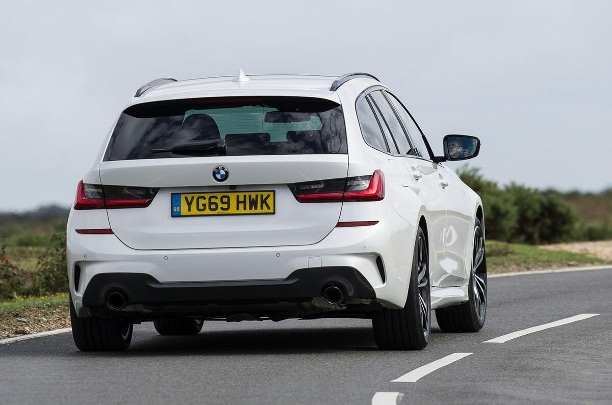 BMW 3 Series Touring 330d xDrive 2019 UK review | Autocar