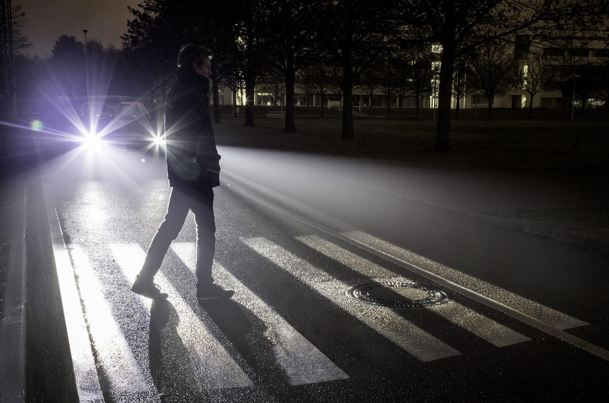 Mercedes-Benz reveals new digital lighting technology | Autocar