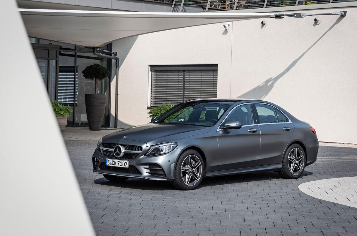 Mercedes-Benz C-Class C200 AMG Line 2018 UK review | Autocar