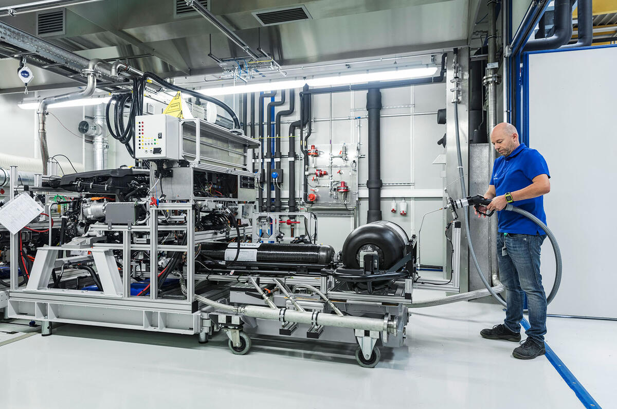 Mercedes-Benz GLC Fuel Cell to enter production following Frankfurt ...