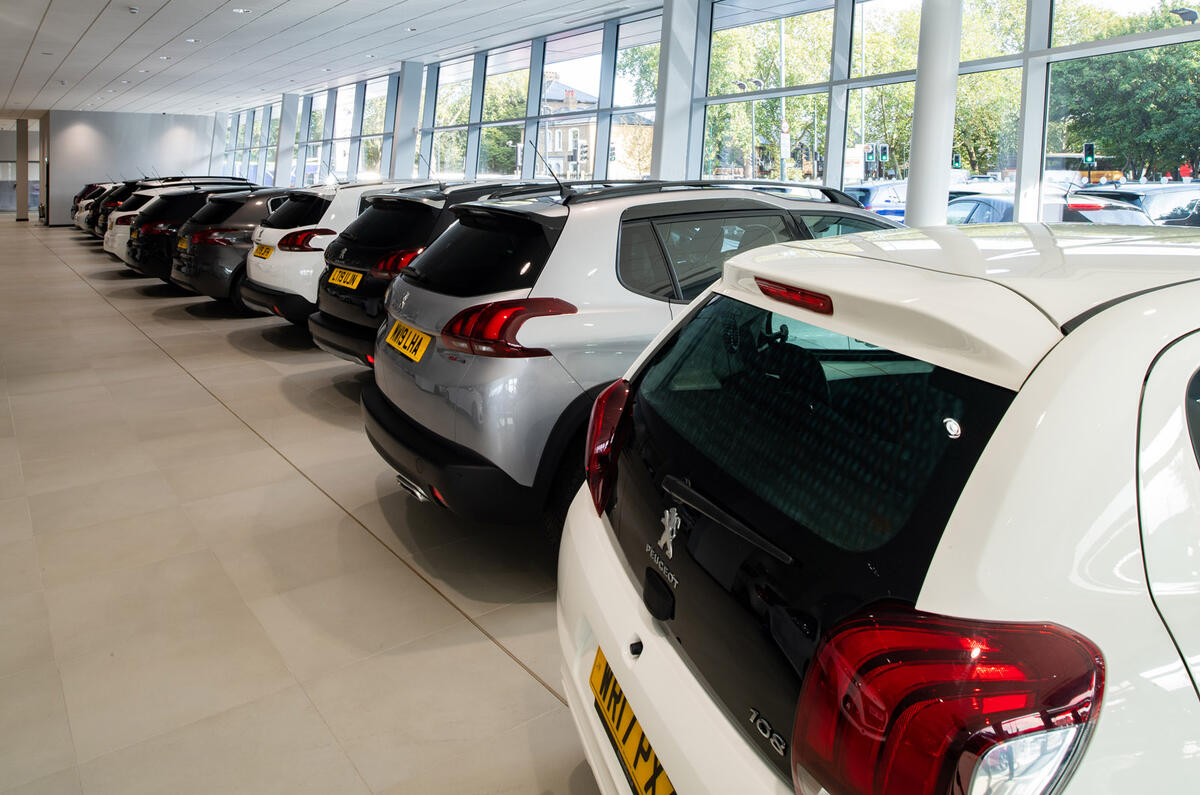 PSA Group opens flagship Citroen, DS and Peugeot site in London | Autocar