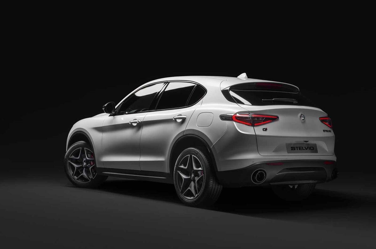 Alfa Romeo Racing edition Giulia and Stelvio celebrate F1 return at ...
