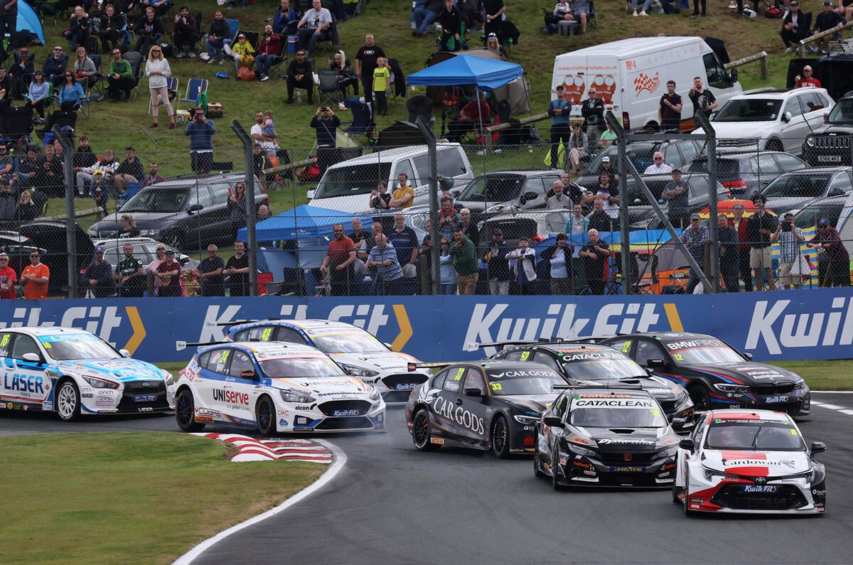 BTCC 2021: Honda racer Rowbottom takes first win at Oulton Park | Autocar