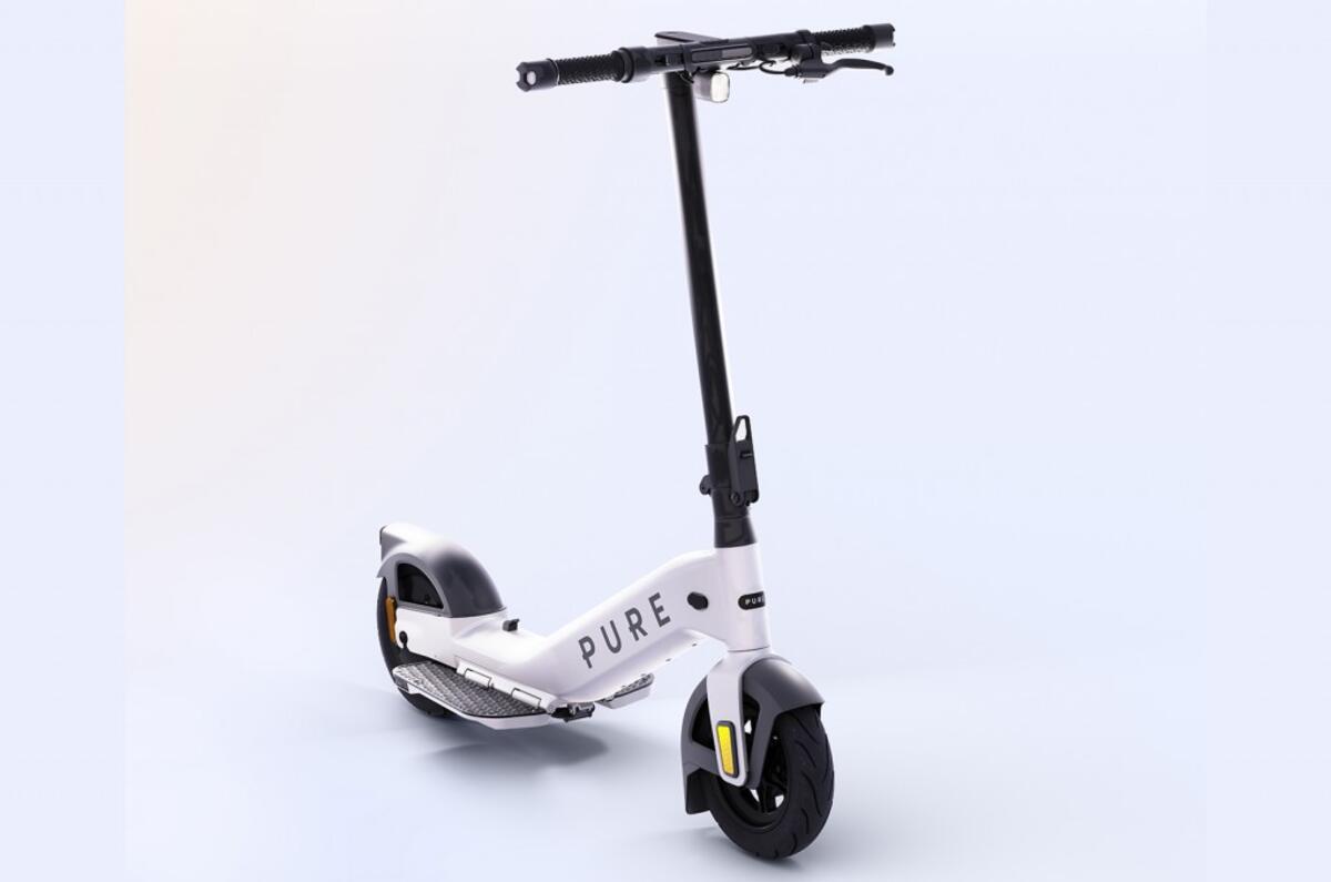 Pure Electric launches two new machines that 'reinvent' the e-scooter ...