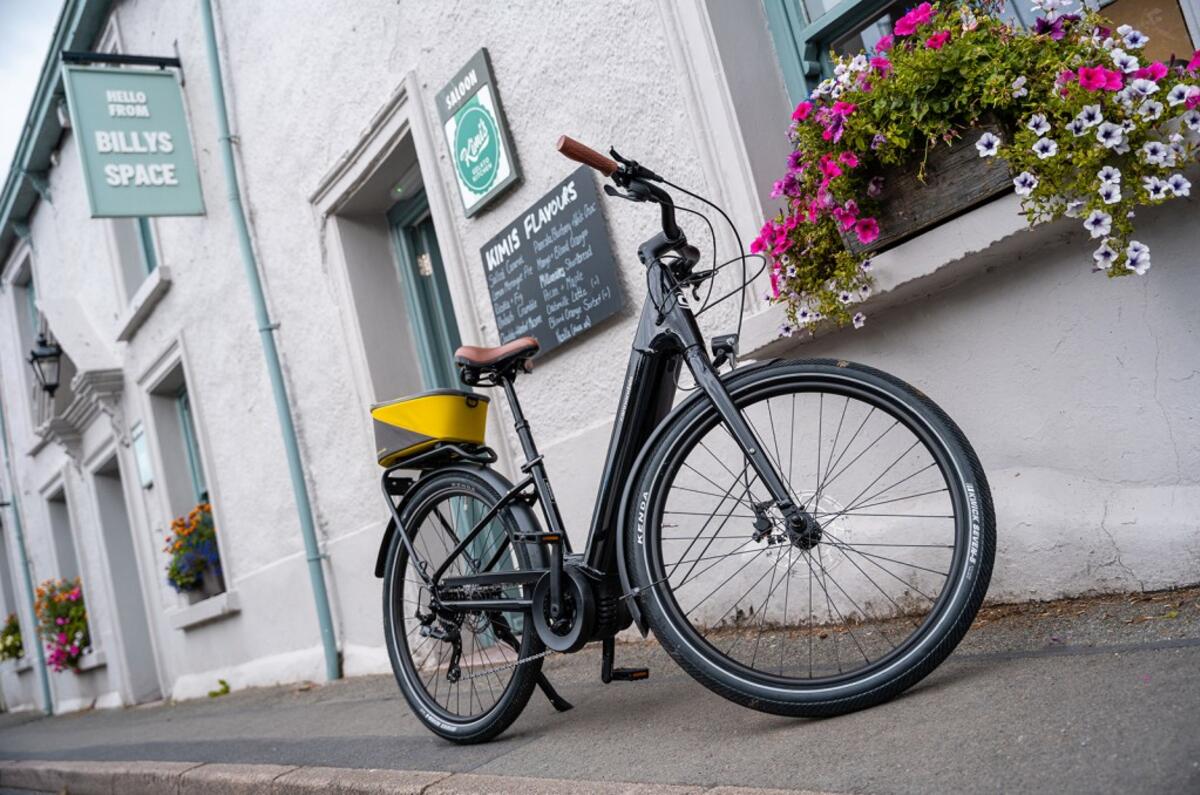 The Lake District village that's pioneering community e-bike schemes ...