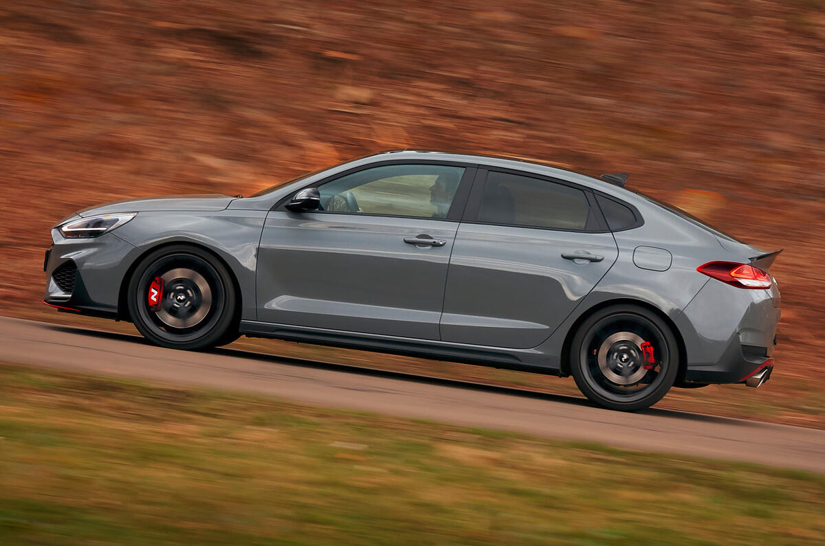 Hyundai i30 Fastback N Performance DCT 2021 UK first drive | Autocar