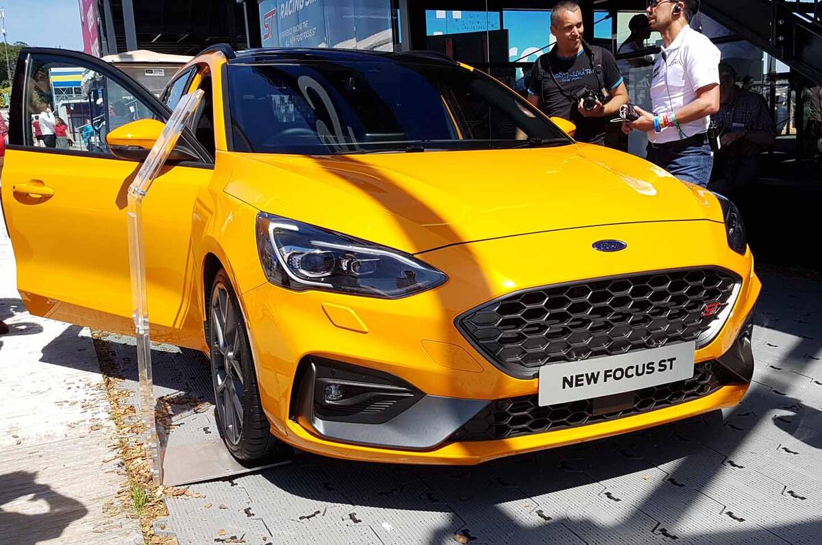 New Ford Focus ST estate loads up at Goodwood | Autocar