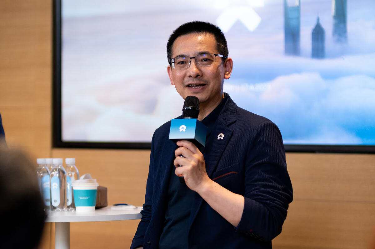 Nio's UK swap stations will change EV batteries in under five minutes ...