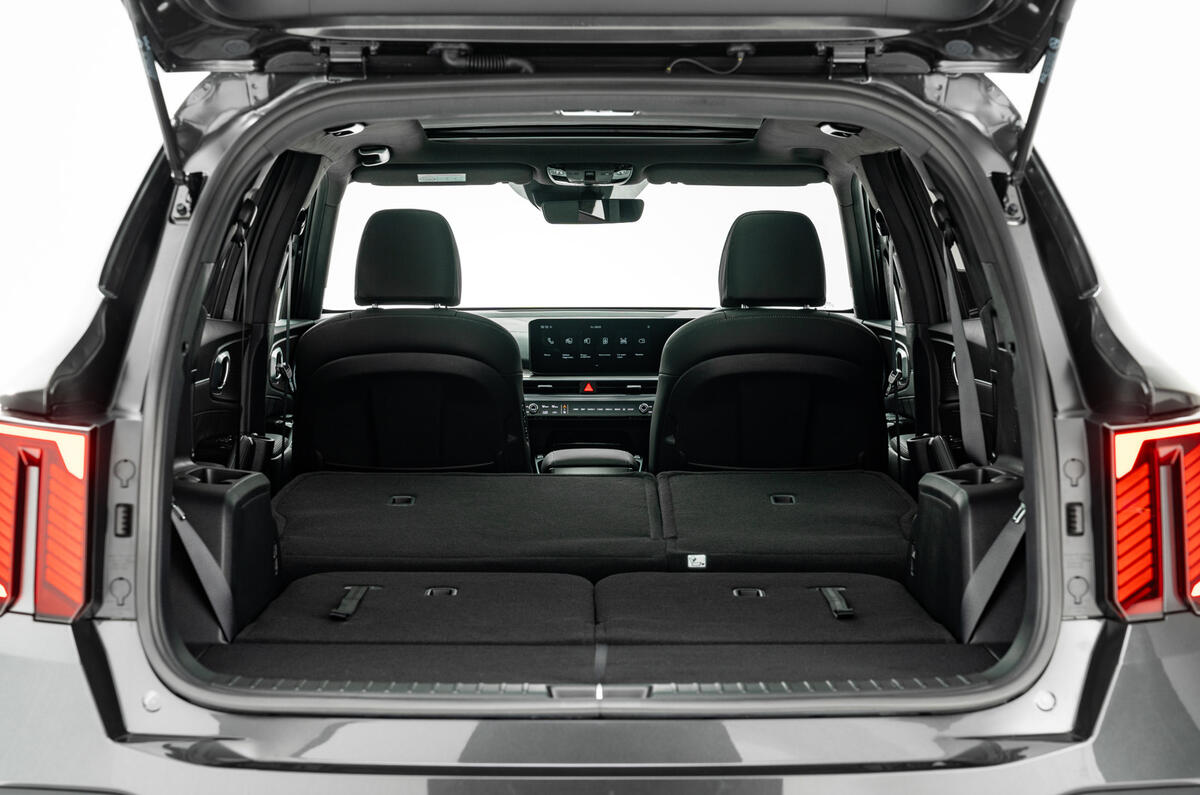 2024 Kia Sorento brings EV9 looks and new tech for £41,995 | Autocar