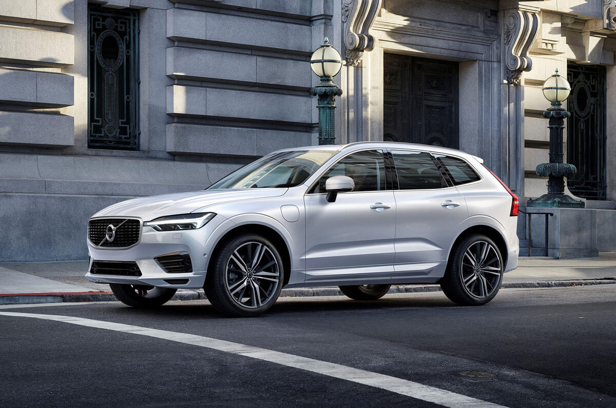 2017 Volvo XC60 - first passenger ride | Autocar
