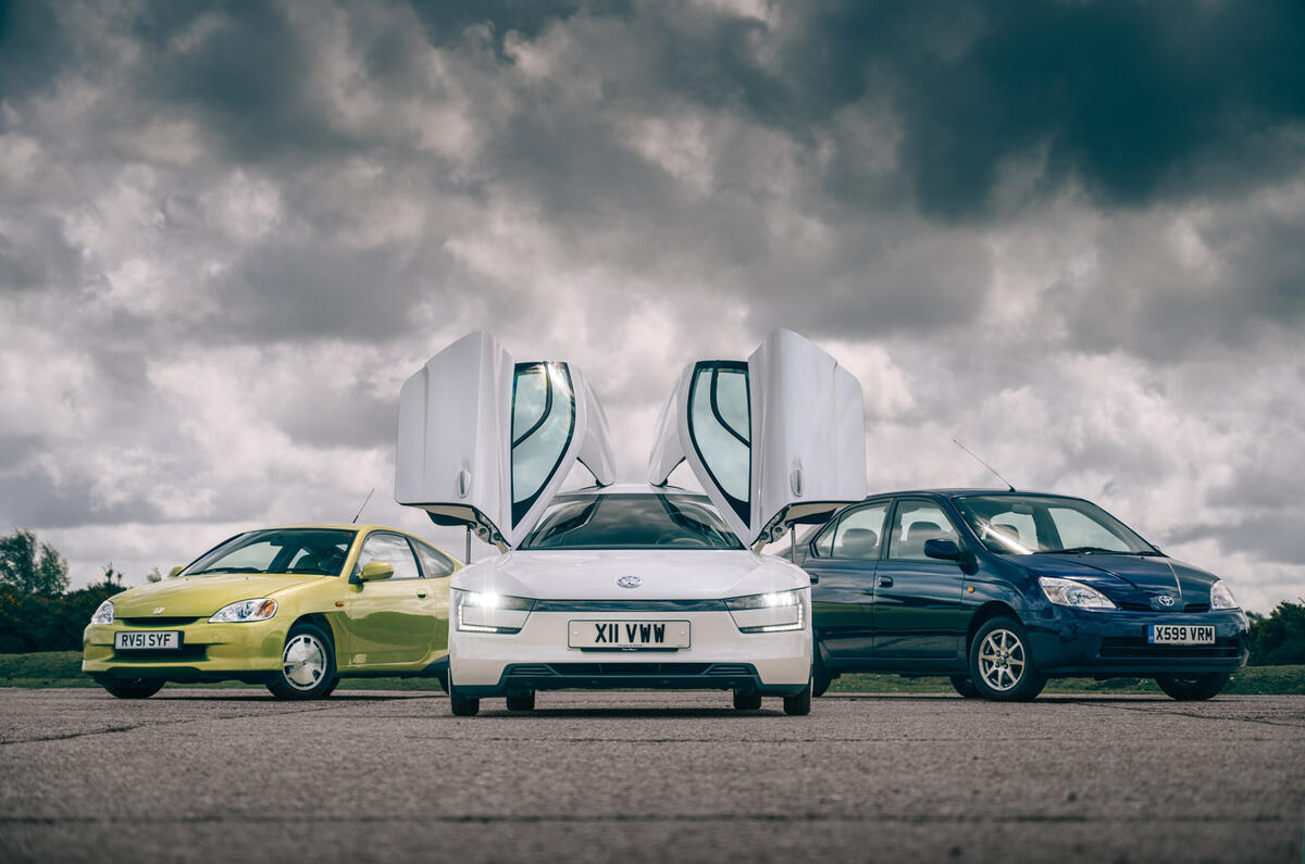 Hybrid pioneers: Mk1 Toyota Prius vs Volkswagen XL1 vs Honda Insight ...