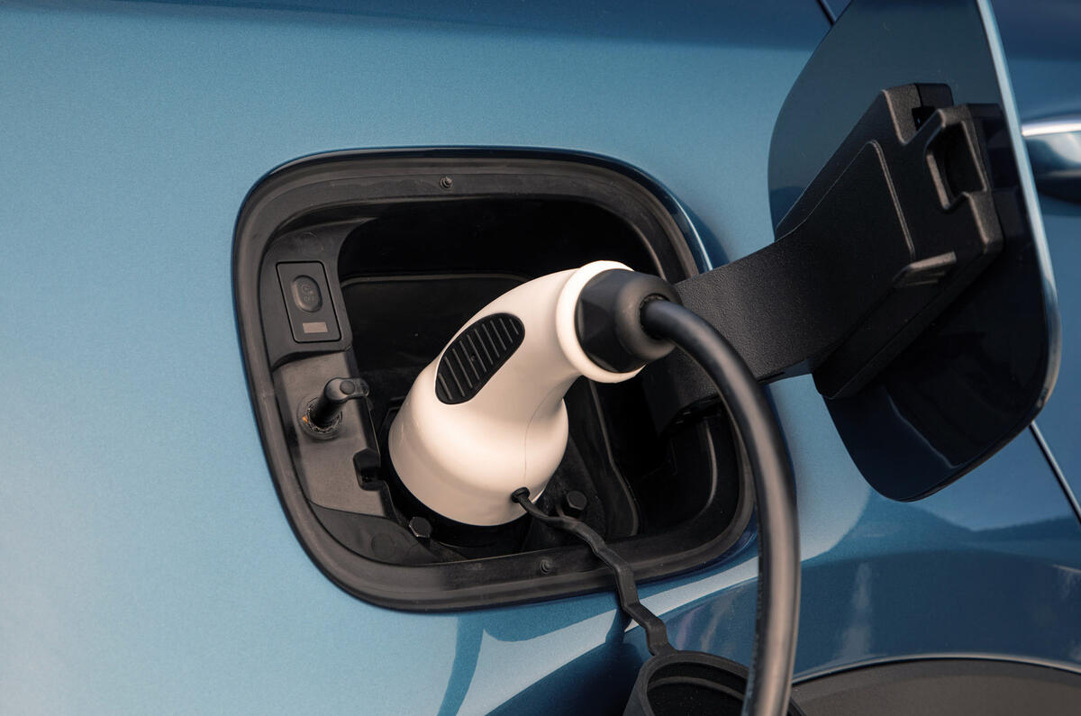 Kia launches EV charging service covering 68% of UK network | Autocar
