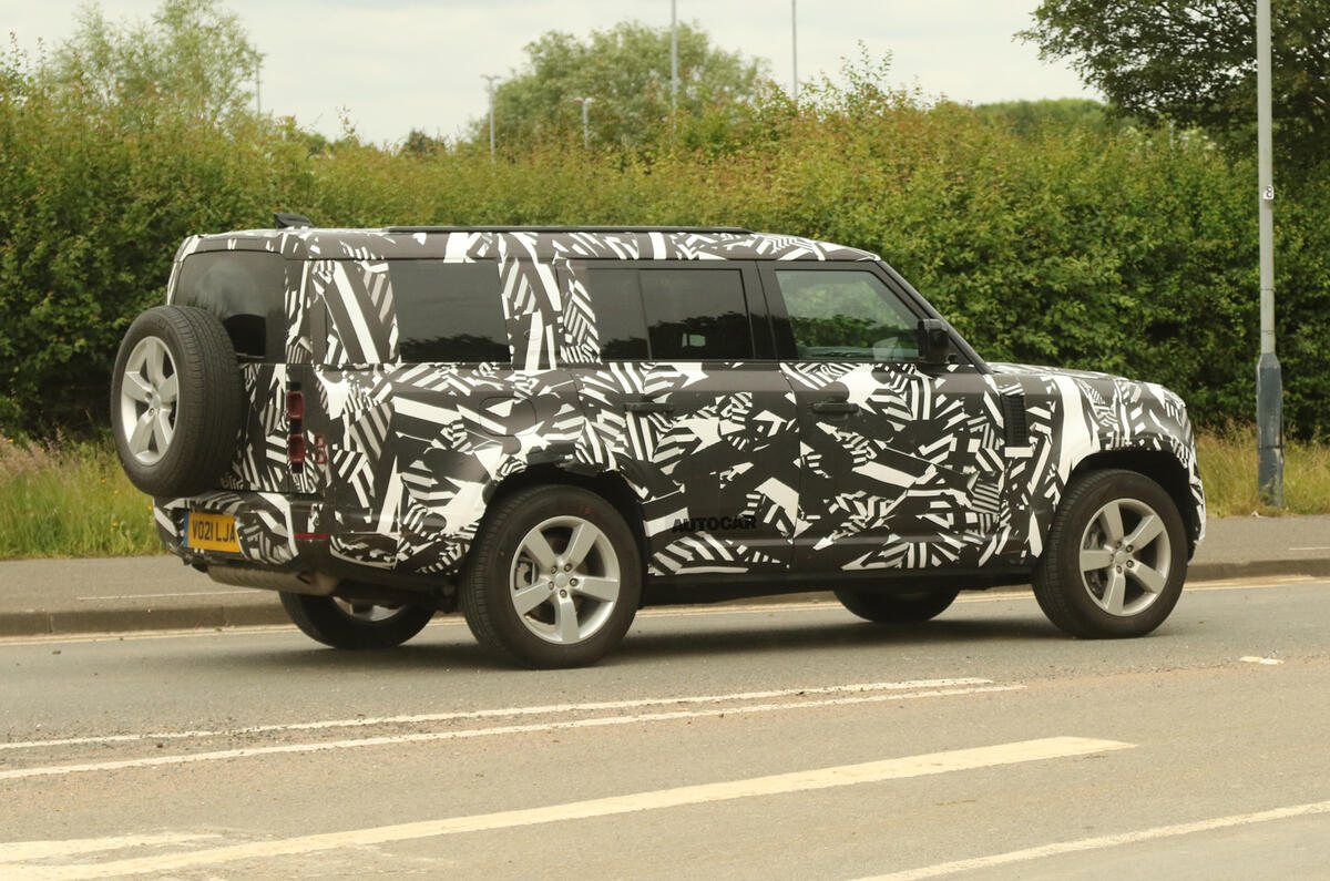 New 2022 Land Rover Defender 130 tests with range-topping V8 | Autocar