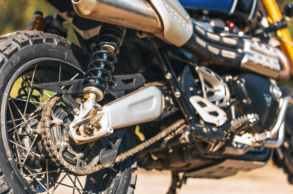 Our favourite video of 2019: Ariel Nomad vs Triumph Scrambler | Autocar