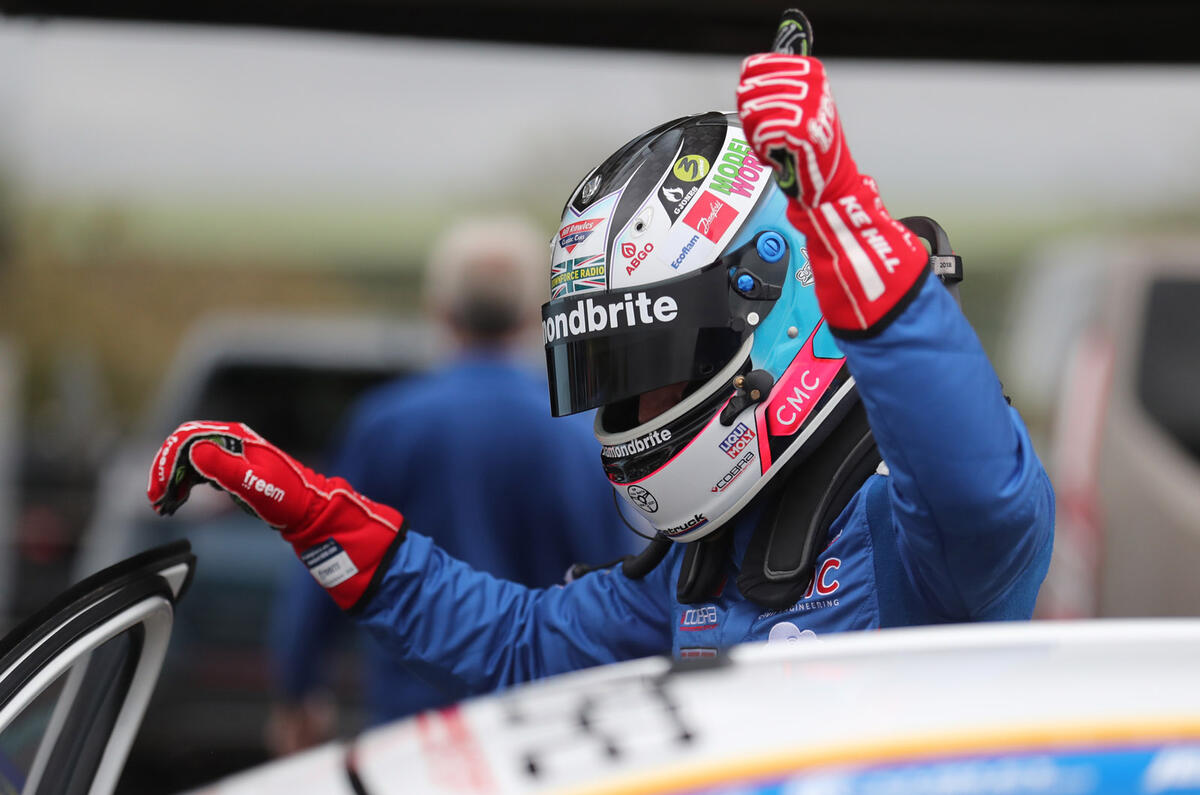 BTCC 2021: Josh Cook snatches double at Thruxton | Autocar