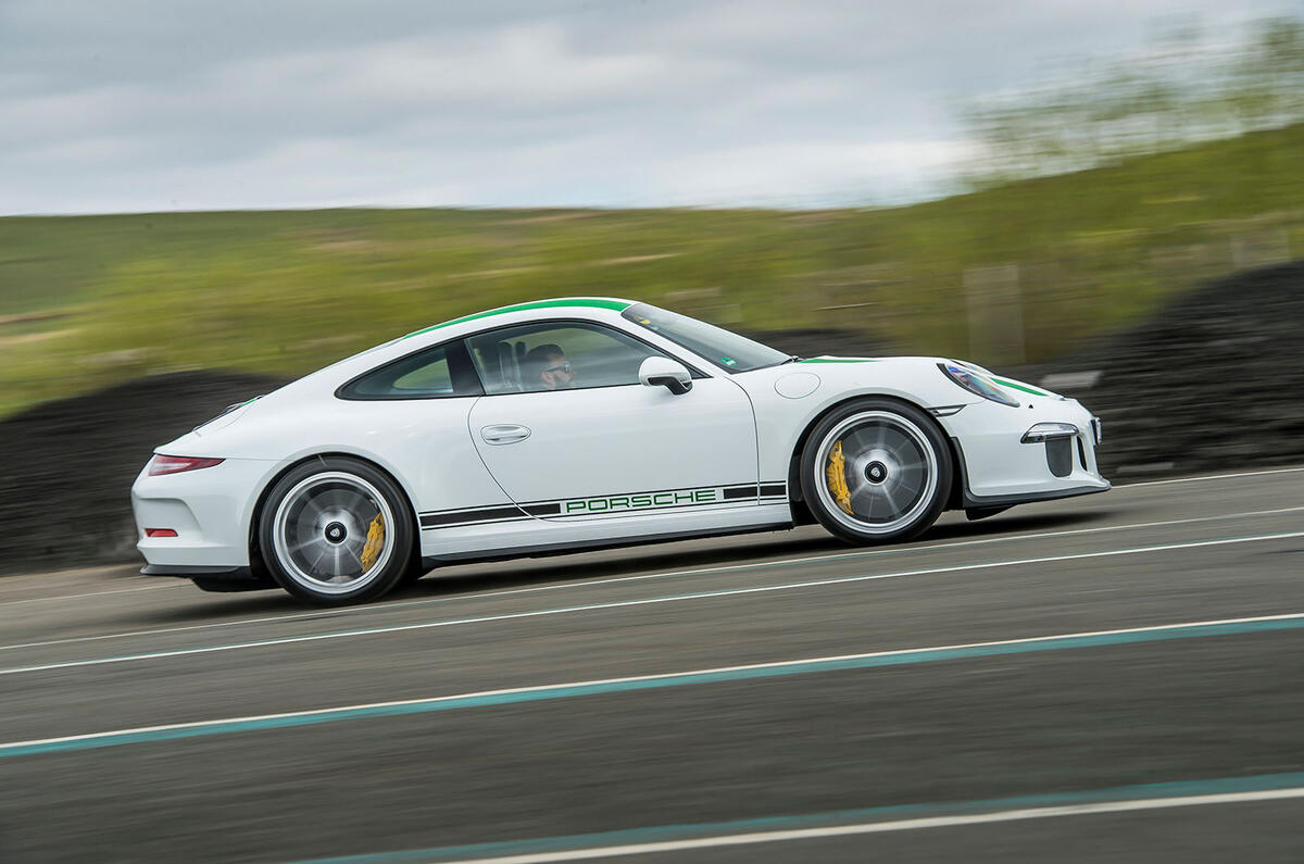 2016 Porsche 911 R review | Autocar