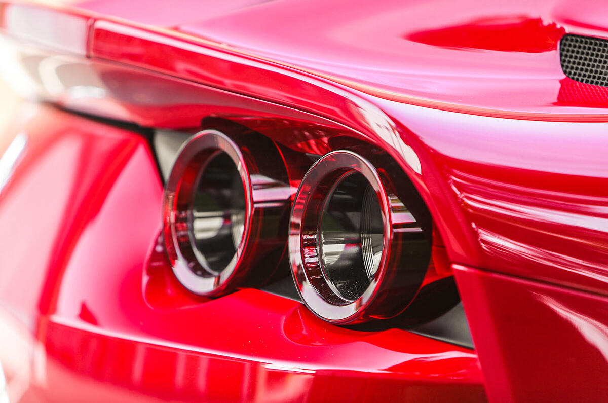 Ferrari 812 Superfast 2017 review | Autocar