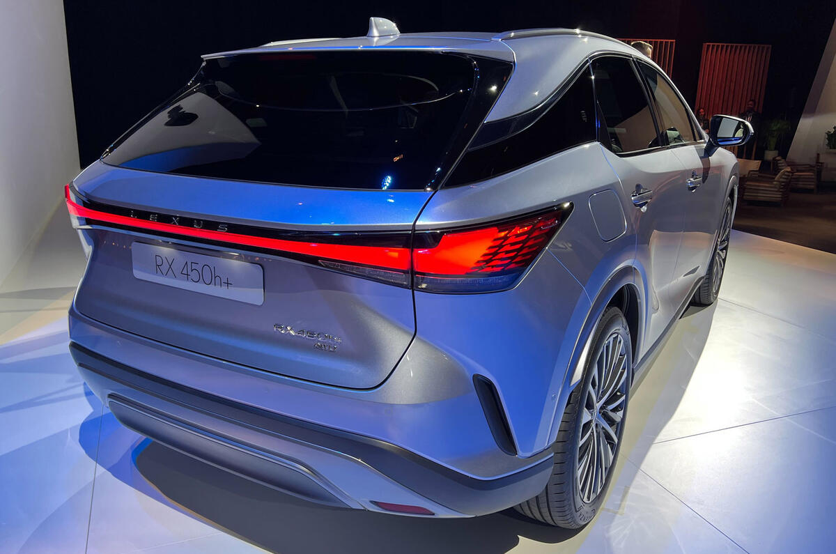 2022 Lexus RX gets redesign, PHEV and new tech | Autocar