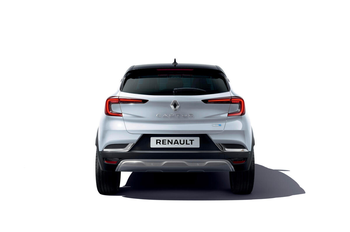 Renault Captur E-Tech Hybrid expands electrified SUV line-up | Autocar