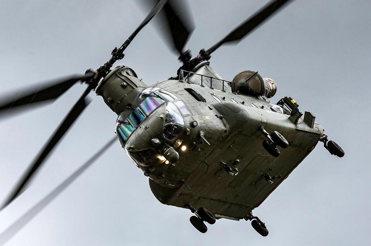 Christmas road test 2021: RAF Chinook helicopter | Autocar