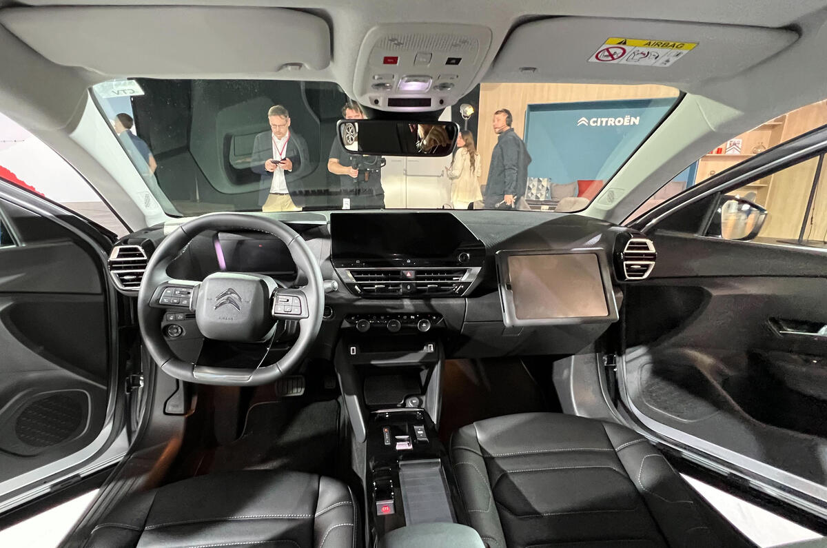 2023 Citroen e-C4 X gets 224-mile range for £31,995 | Autocar