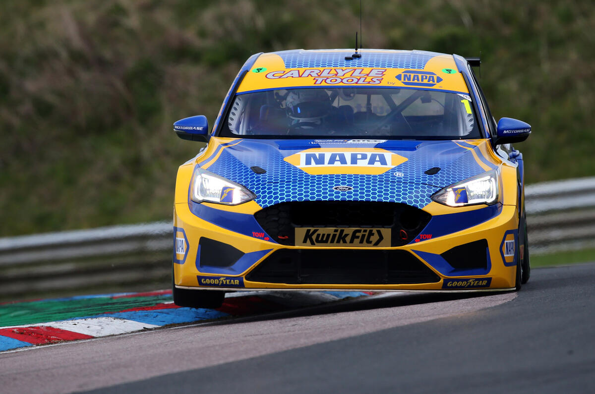 Sutton talks up hybrid as he tops BTCC test | Autocar