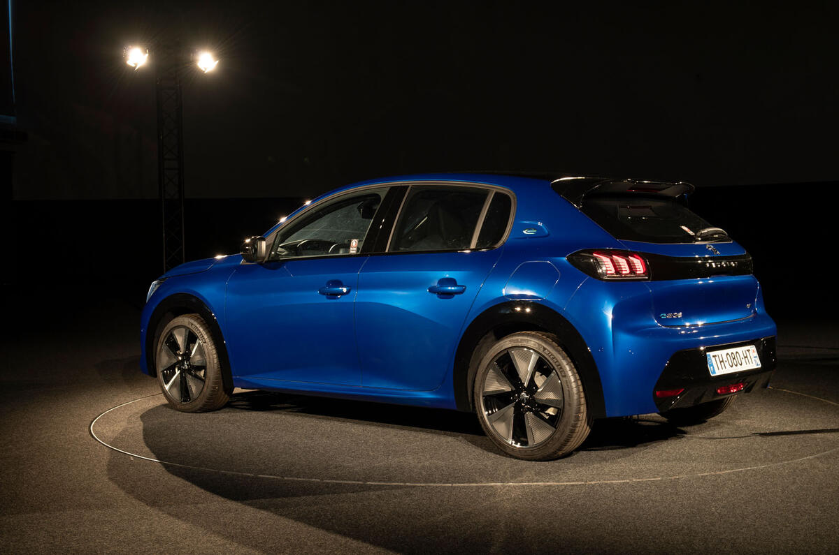 Peugeot opens UK order books for new 208 and e-208 | Autocar