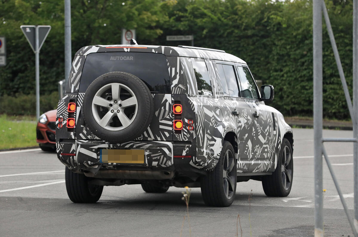 New 2022 Land Rover Defender 130 tests with range-topping V8 | Autocar