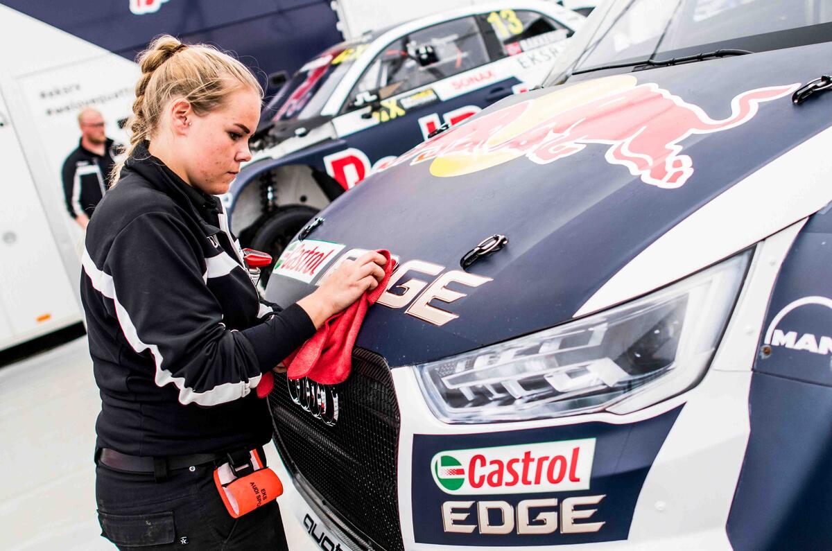 Lessons in gravel and jumping with Audi’s rallycross stars at ...