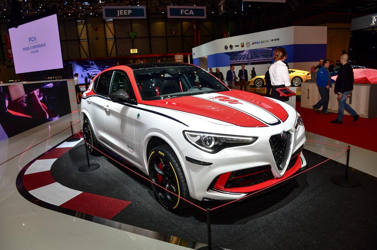Alfa Romeo Racing edition Giulia and Stelvio celebrate F1 return at ...