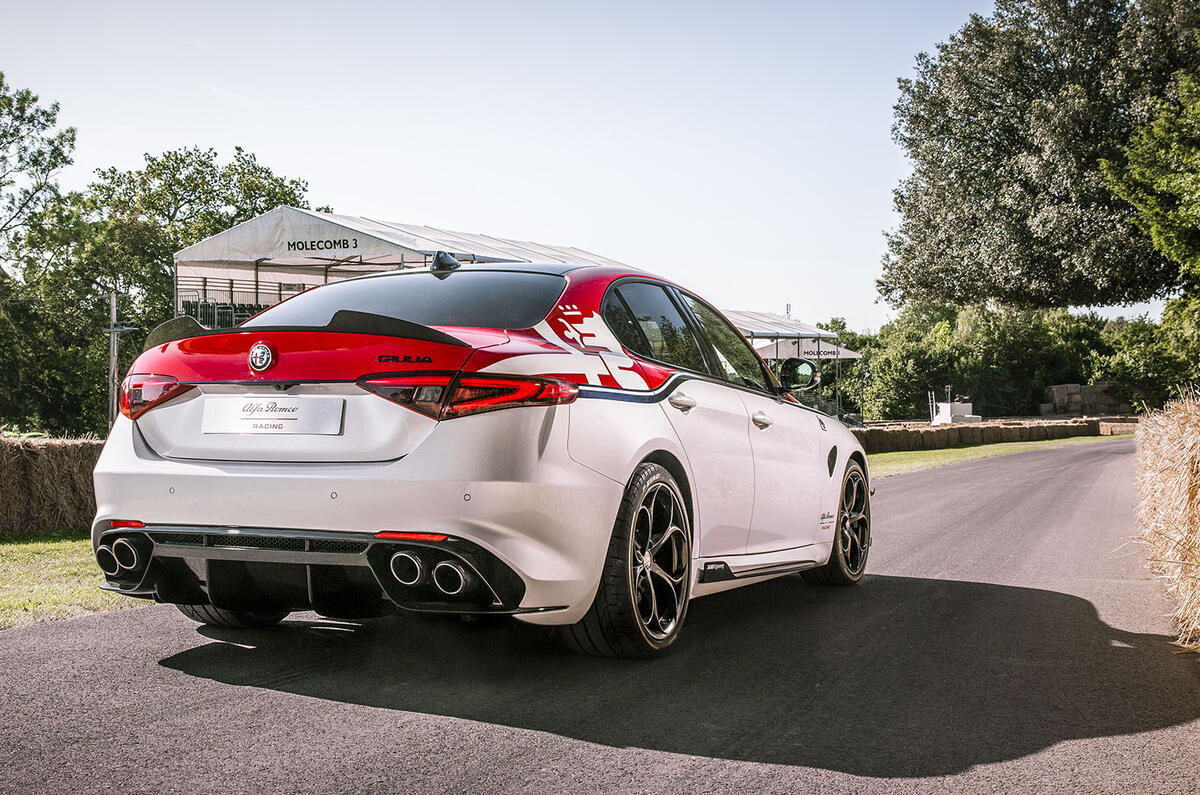 Alfa Romeo Racing edition Giulia and Stelvio celebrate F1 return at ...