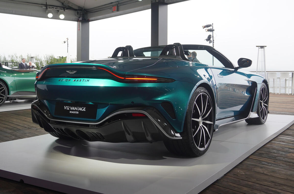 Aston Martin V12 Vantage Roadster is hardcore 690bhp drop-top | Autocar