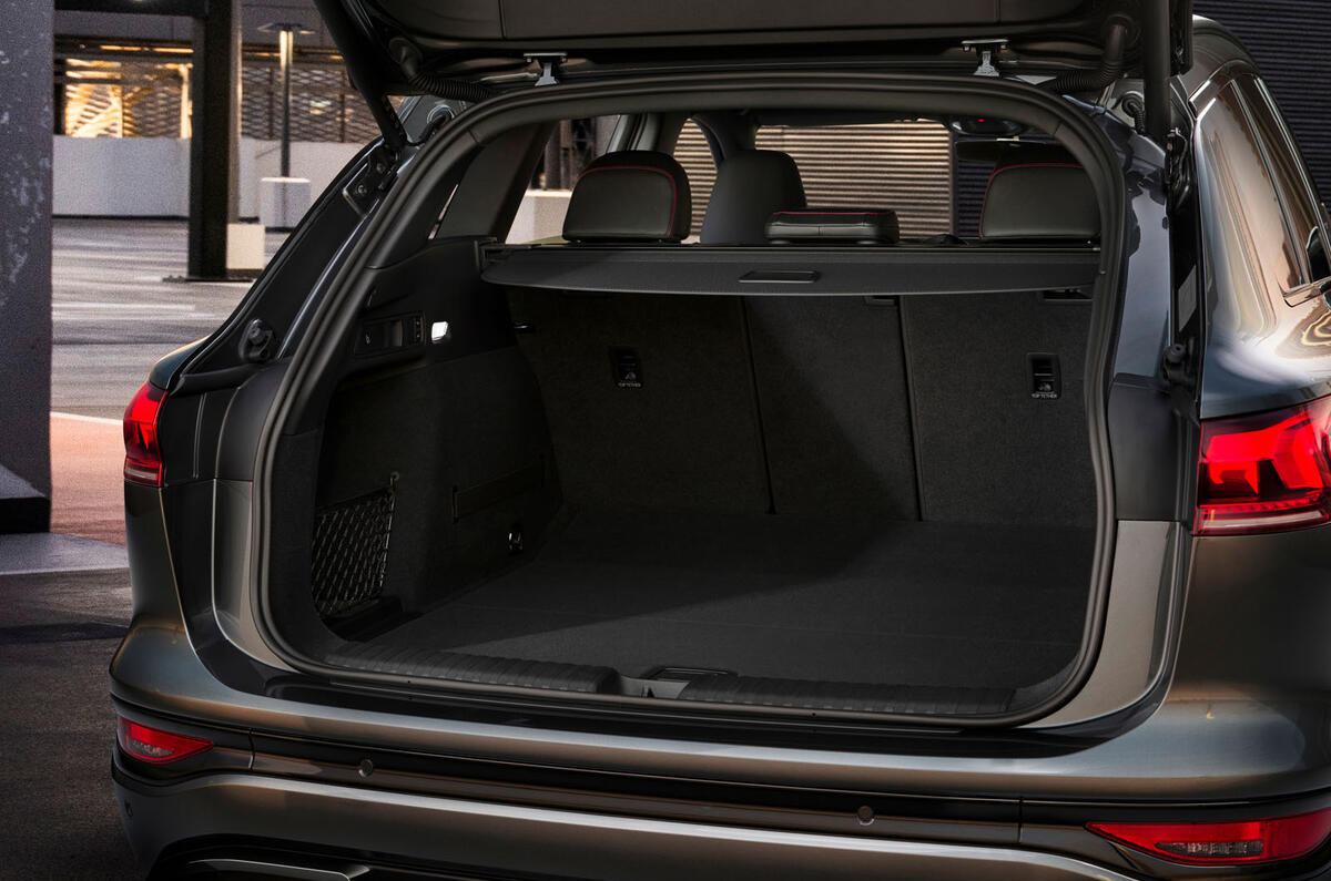 Audi Q6 E-tron range tops out with hot £93k SQ6 | Autocar