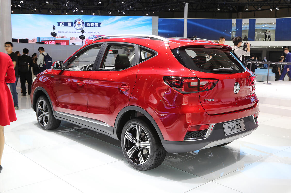 MG XS to be launched in Britain in October as Dacia Duster rival | Autocar