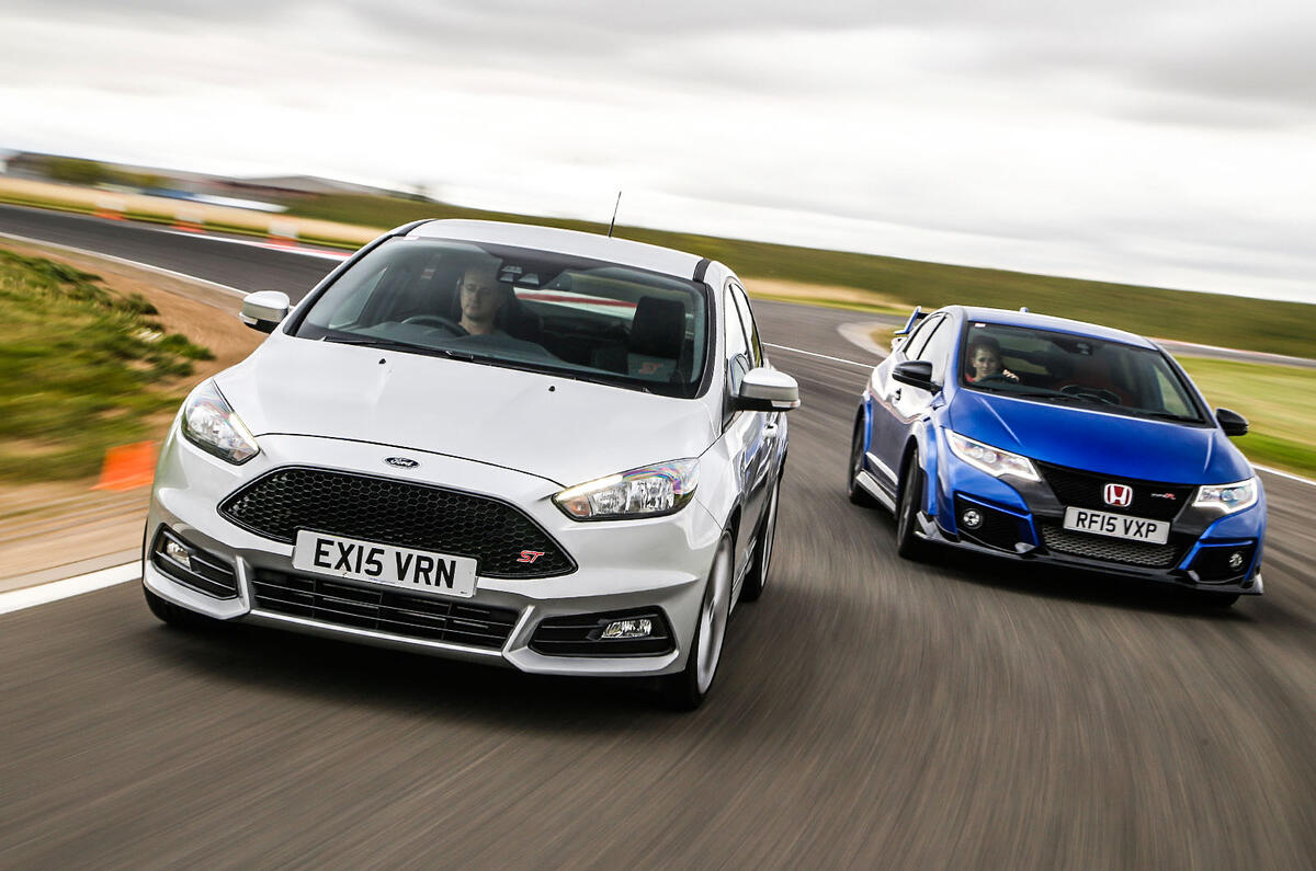 Everyday handling heroes - Honda Civic Type R versus Ford Focus ST-2 ...
