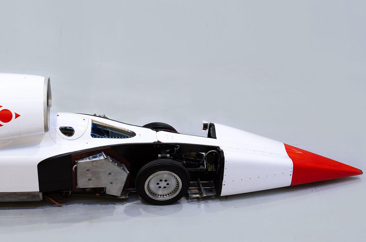 Bloodhound land speed record car tops 500mph | Autocar