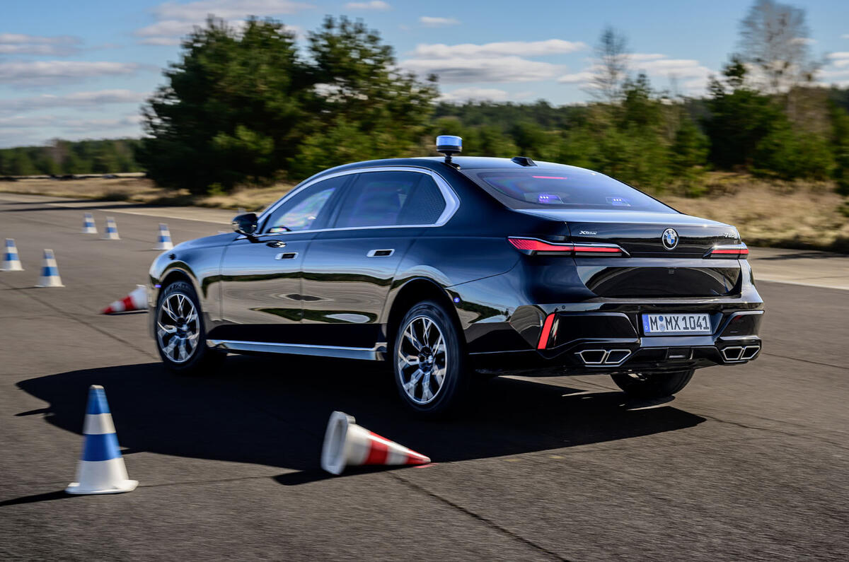 The ultimate bulletproof BMW: escaping an attack in the armoured i7 ...