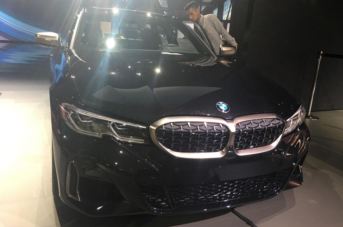 BMW M340i xDrive officially unveiled at LA with 369bhp | Autocar