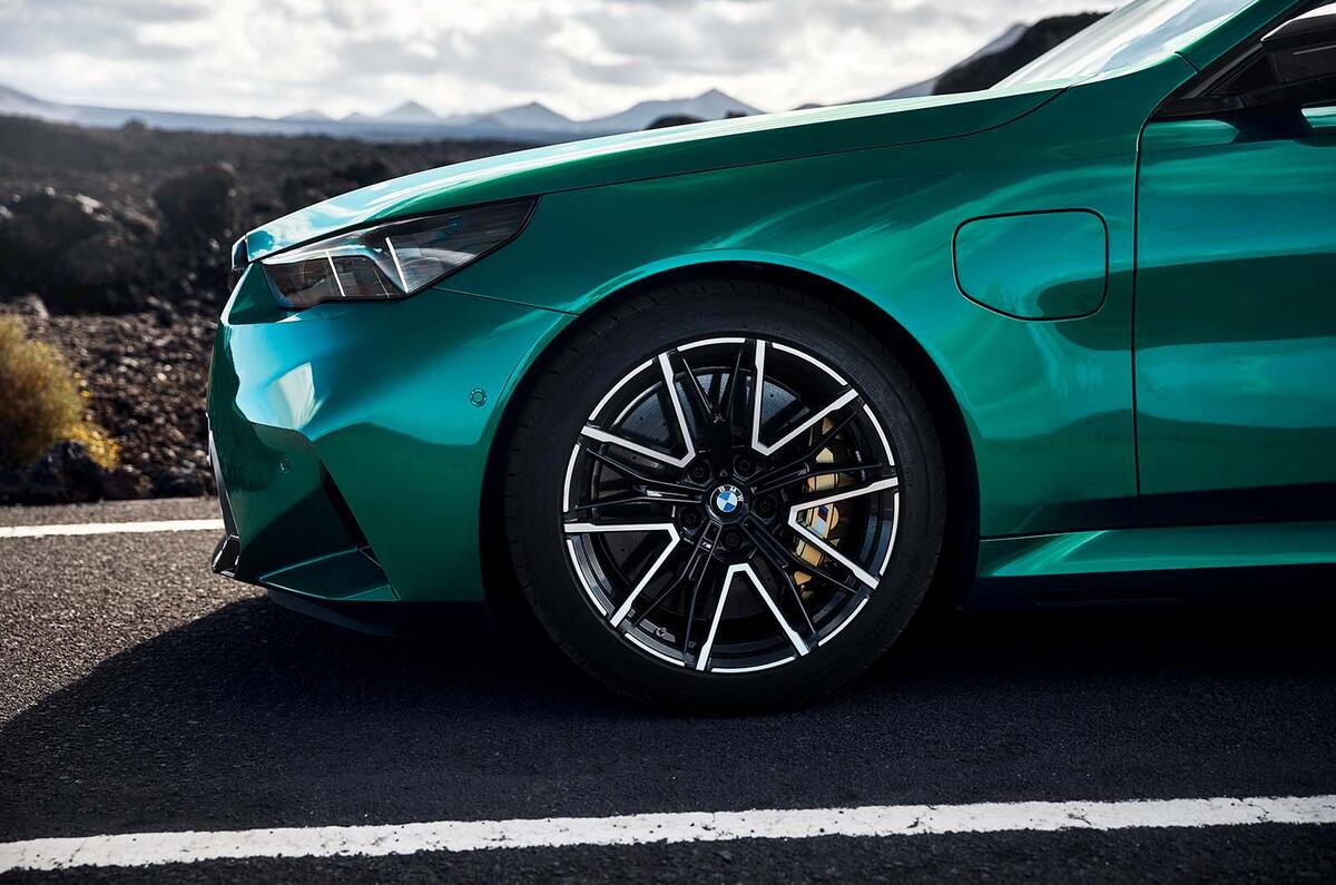 Revealed: New BMW M5 packs 717bhp hybrid V8 | Autocar