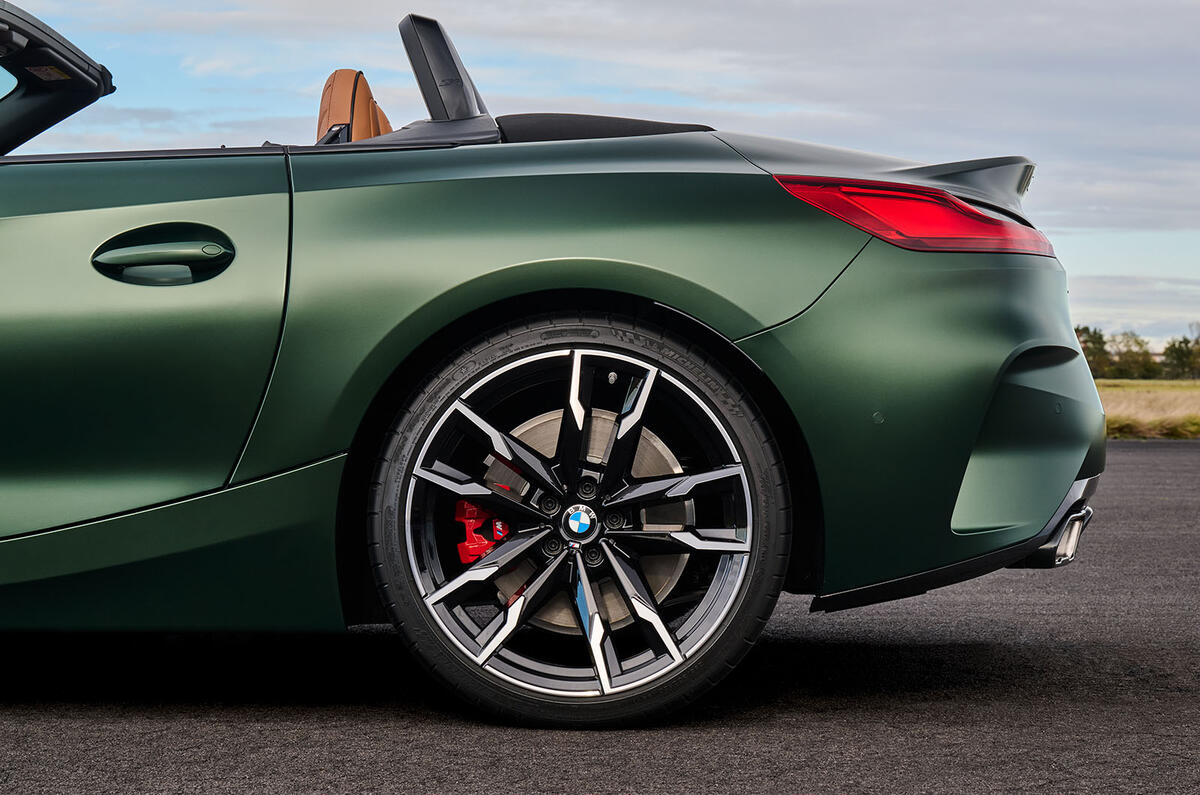 Manual BMW Z4 arrives in the UK at £60,675 | Autocar