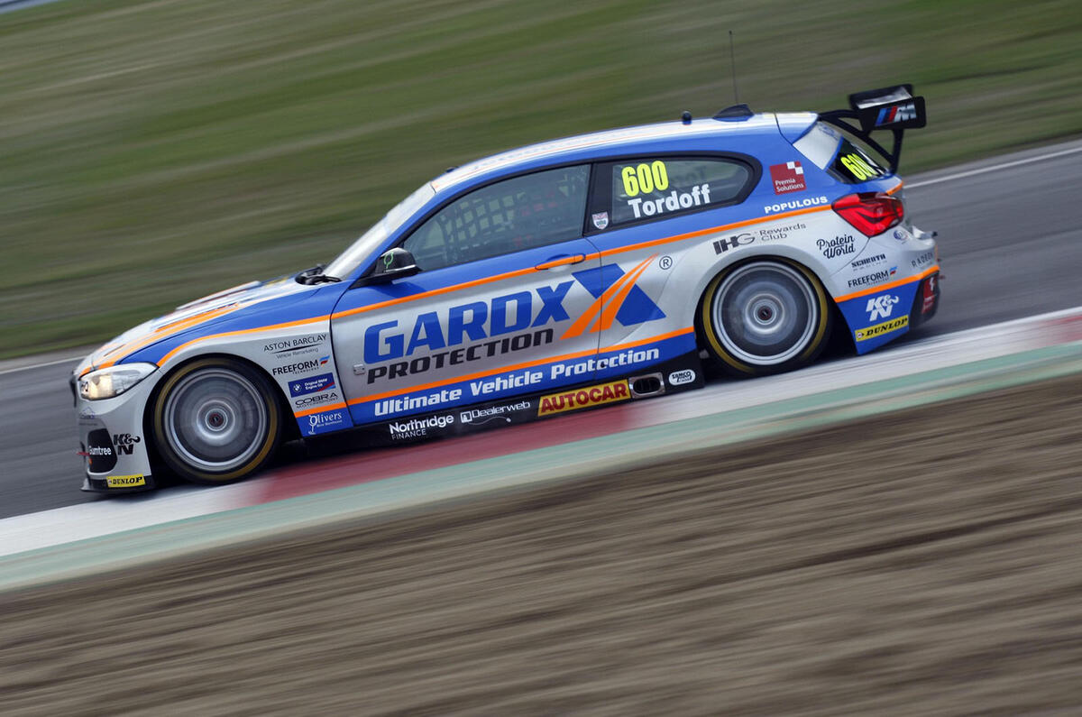 BTCC 2016: Honda's Gordon Shedden storms to the BTCC title | Autocar