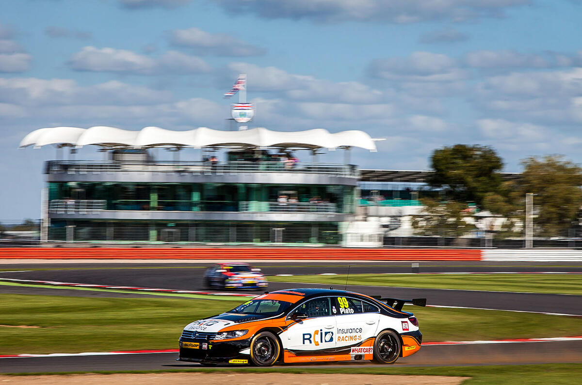 A fly on the BTCC pit wall - how does a top team tackle race day? | Autocar