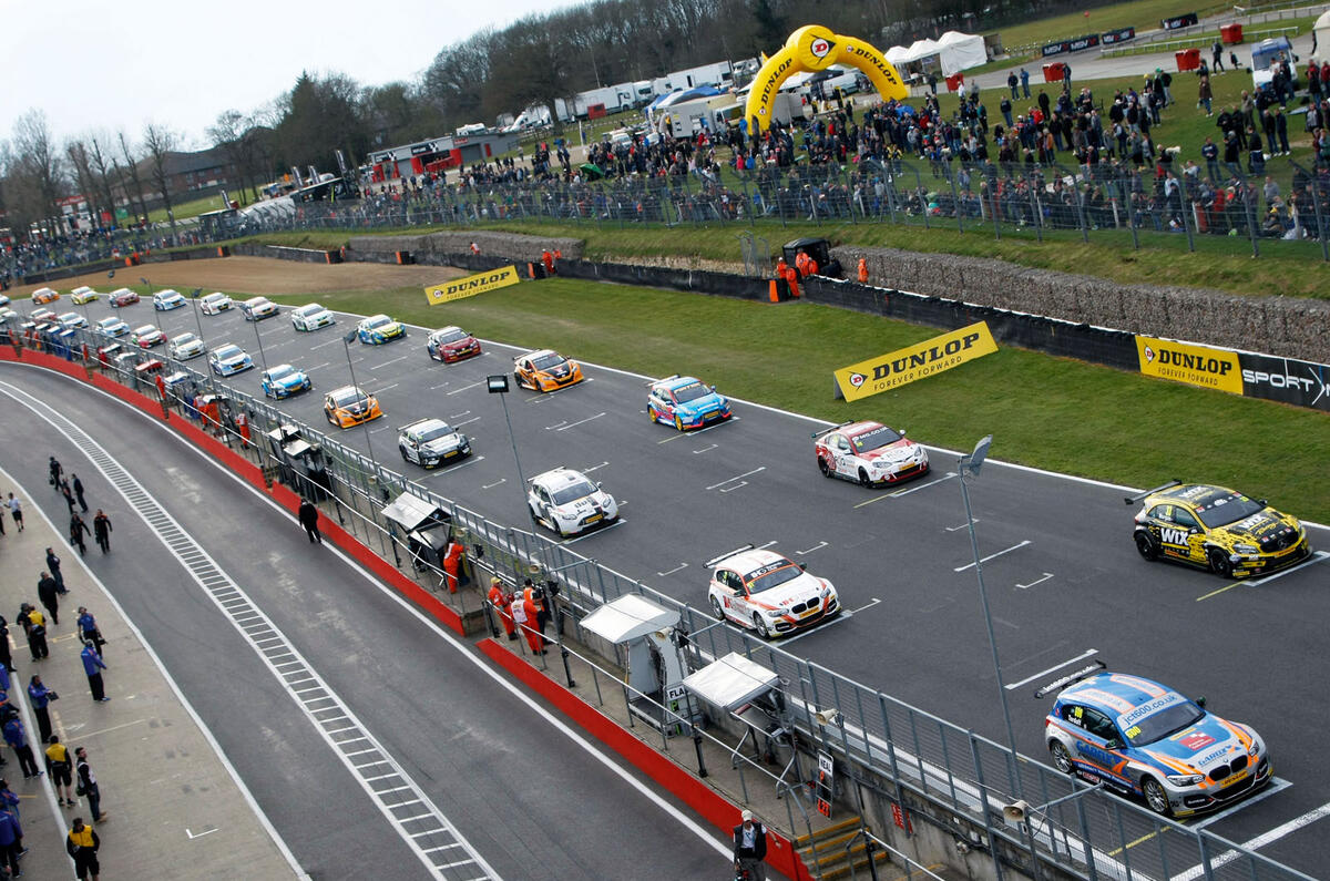 BTCC 2016: Neal vs Plato - the final showdown | Autocar