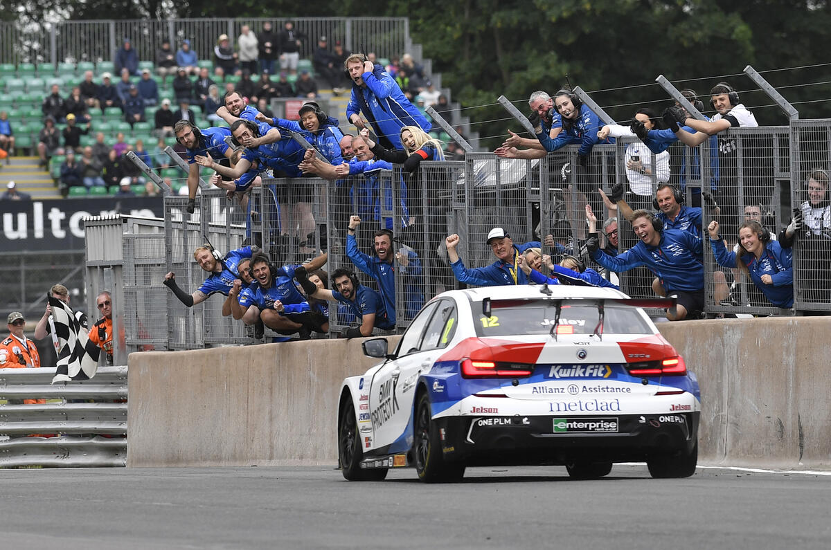 BTCC 2022: Ingram dominates despite huge crash | Autocar