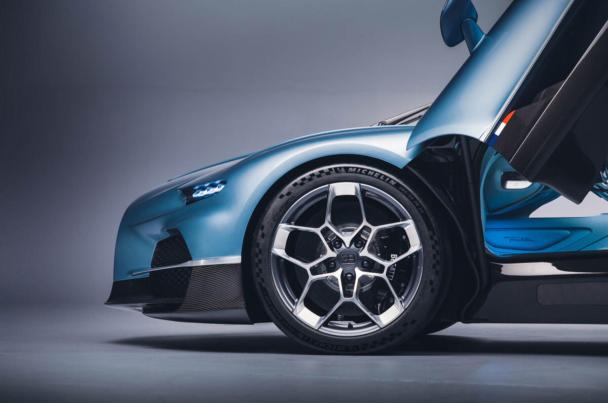 Bugatti Tourbillon revealed as £3.2m, 276mph, V16 hyper-hybrid | Autocar