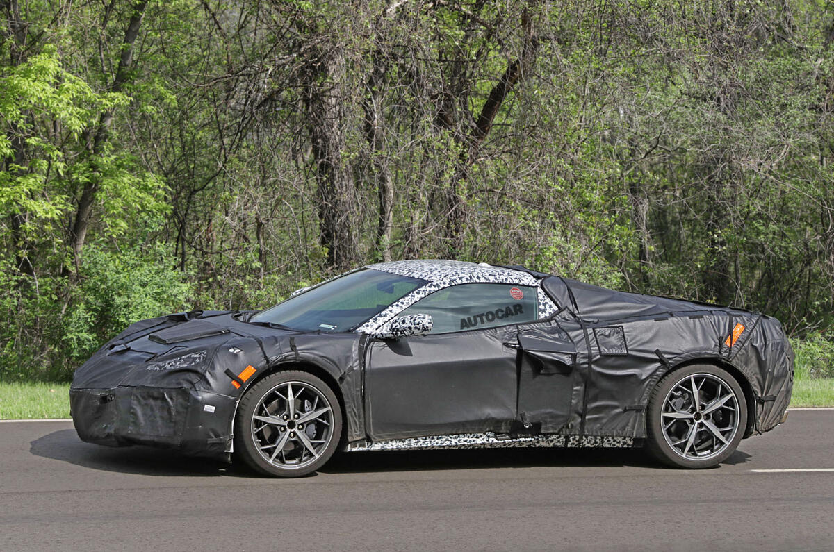 2019 Chevrolet Corvette C8: new pictures of 700bhp mid-engined supercar ...