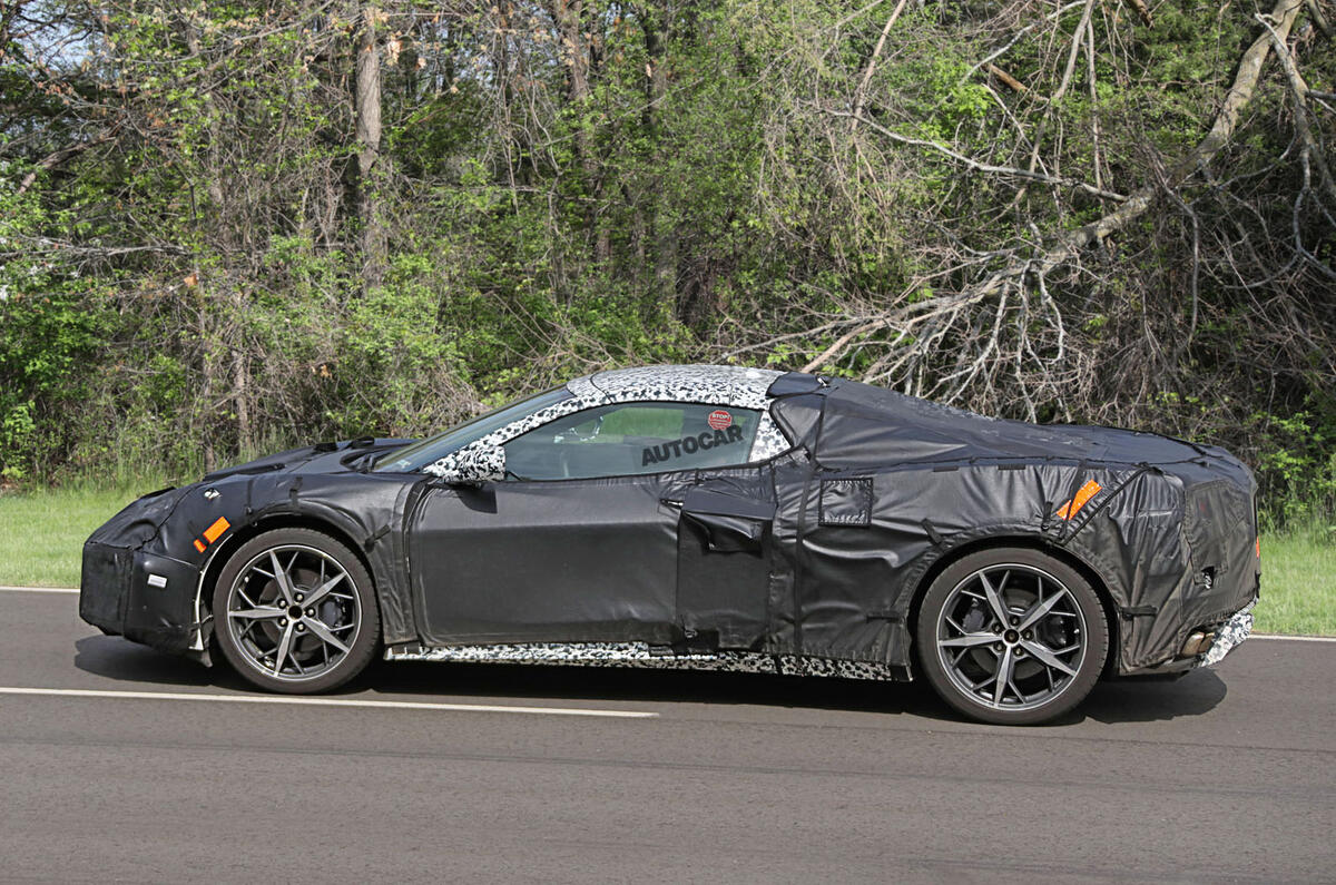 2019 Chevrolet Corvette C8: new pictures of 700bhp mid-engined supercar ...
