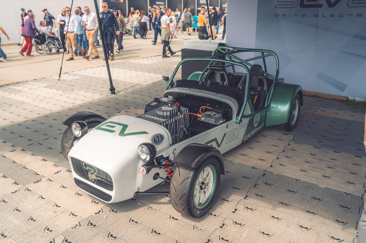 Electric Caterham Seven: 322bhp track car weighs just 700kg | Autocar