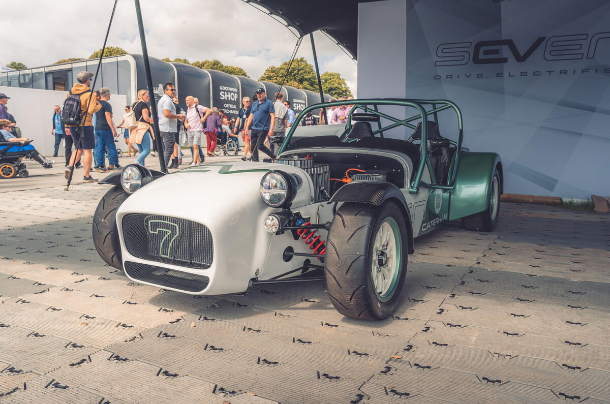 Electric Caterham Seven: 322bhp track car weighs just 700kg | Autocar