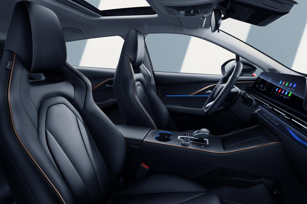 New Chery Omoda 5 EV brings 204bhp and 280 miles of range | Autocar